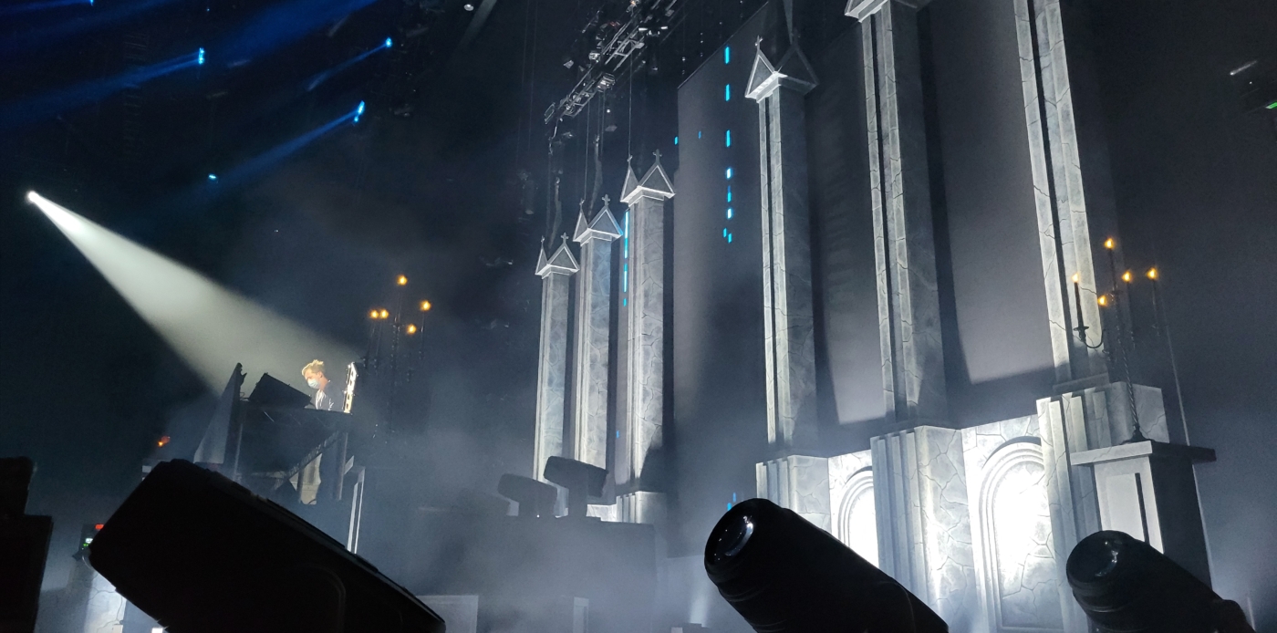 Alan Walker Horror House - Atomic Design