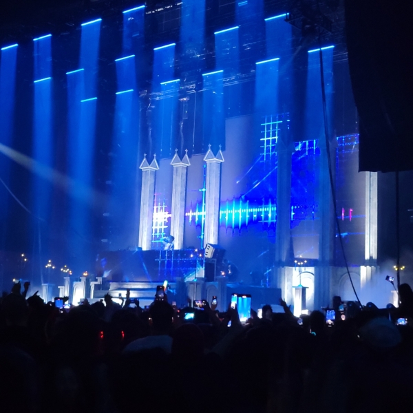 Alan Walker Horror House - Atomic Design