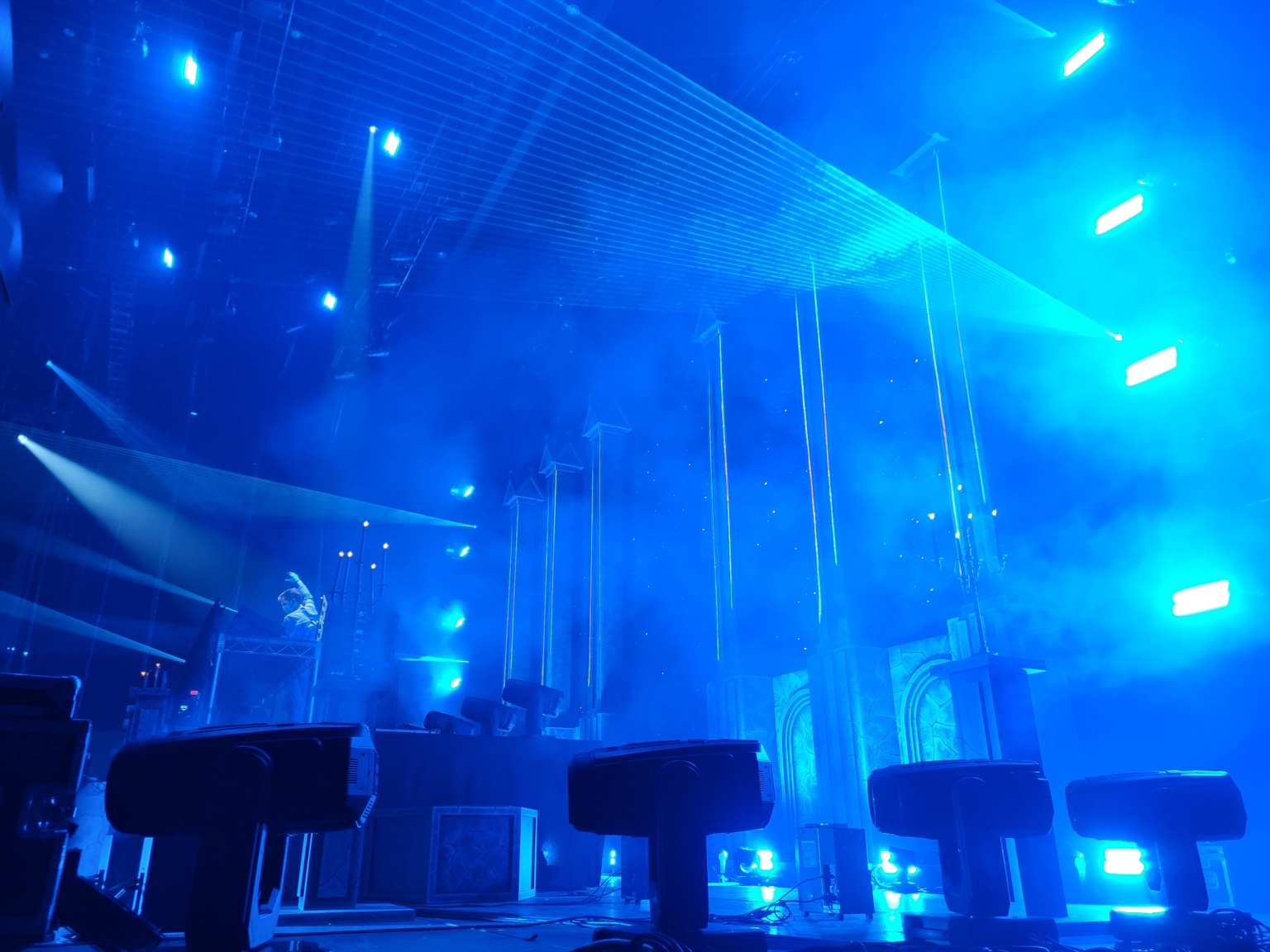 Alan Walker Horror House - Atomic Design